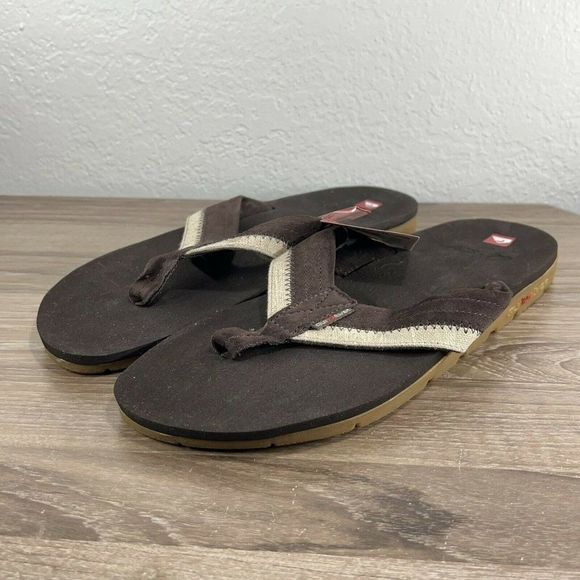 Quiksilver | Shoes | New Quicksilver Mens Carver Suede Sandals Size 2 ...